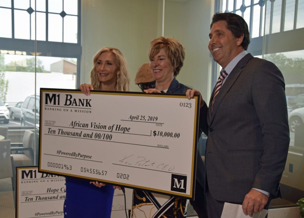 Des Peres Branch Grand Opening - M1 Bank - M1 Bank